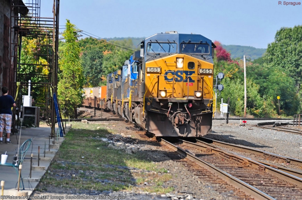CSX 565